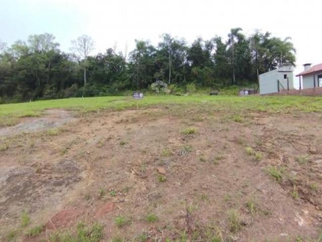 Terreno residencial com 350m² de área total em Santa Cruz do Sul