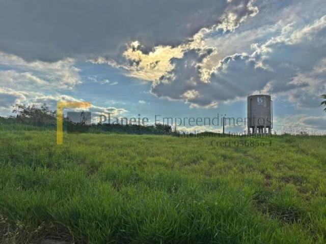 TERRENO RESIDENCIAL COM 360m² A VENDA NO RESIDENCIAL TOSI