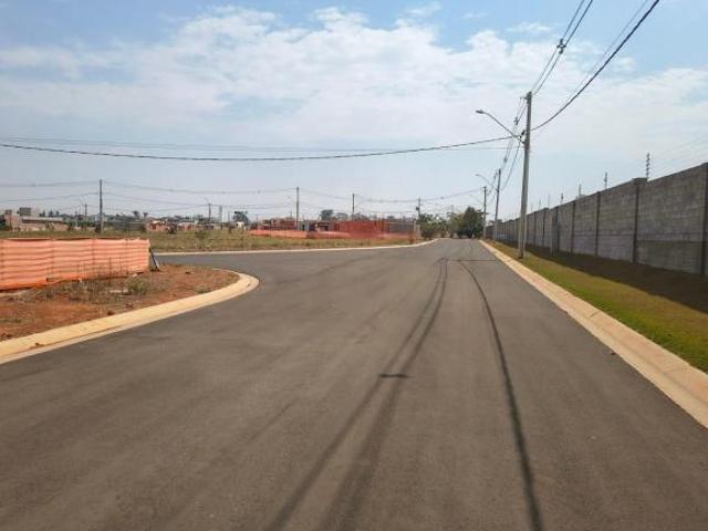 Terreno Residencial das Acácias, Plano já constituído com casas no entorno
