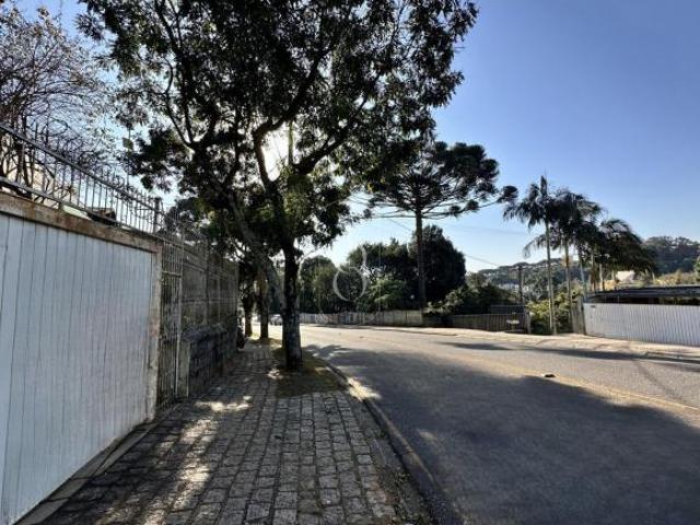 Terreno residencial de 315m2 no Parque Barigui!