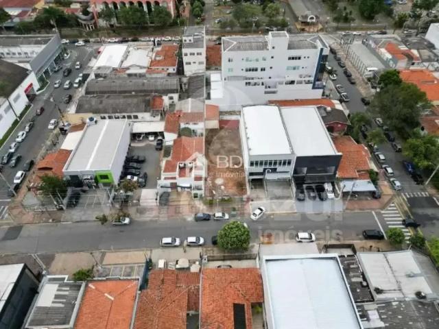 Terreno Residencial e Comercial com 320m² no Taquaral em Campinas