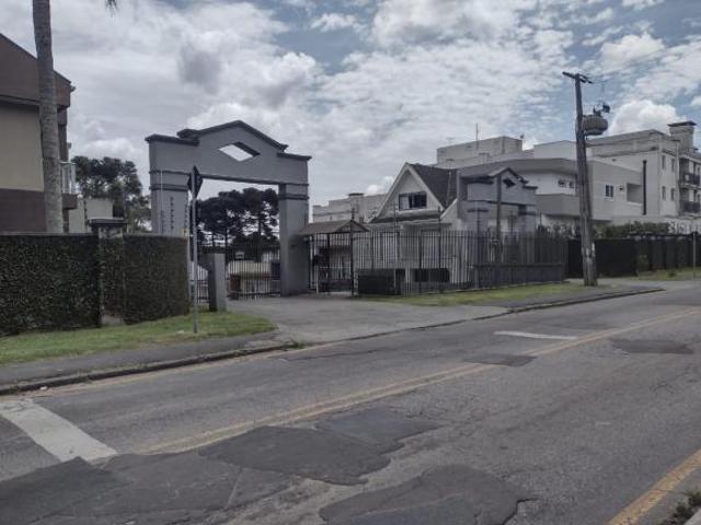 Terreno residencial em condominio em Curitiba bairro Santa Candida