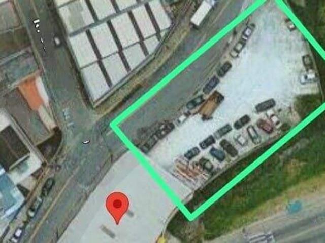 Terreno Residencial em Condomínio em Vila Feital