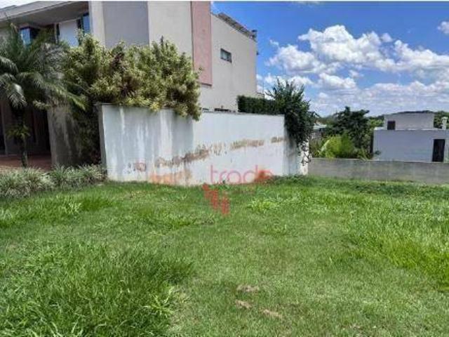 Terreno Residencial em Condomínio Fechado à Venda no Bairro Residencial e Empresarial Alphaville em