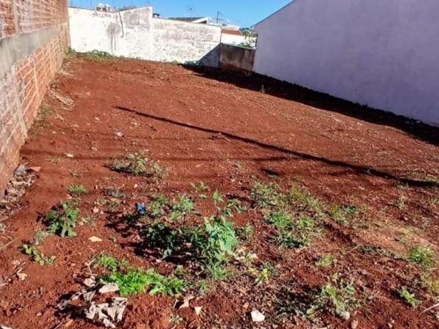 Terreno Residencial inteiro à venda em Maringá, Jardim Paris III