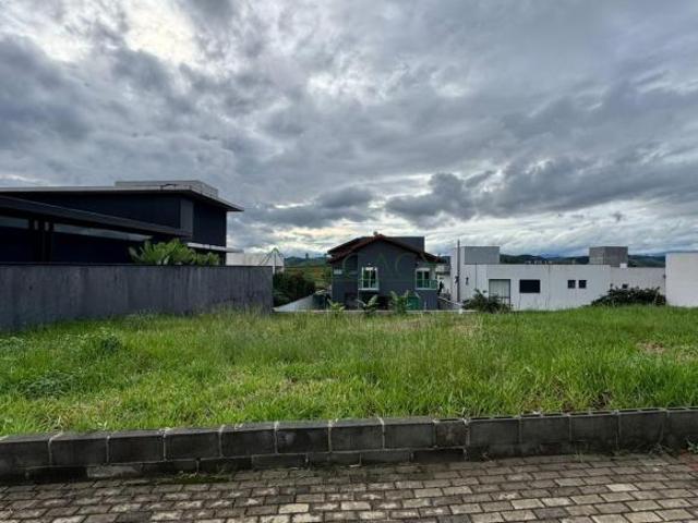 Terreno Residencial Jaguary 580m²