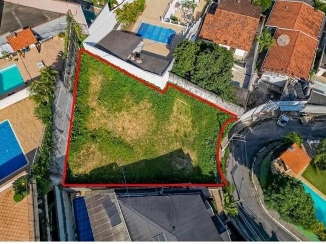 Terreno residencial para venda, 500m²