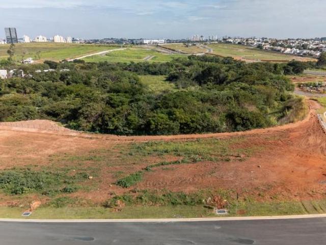 Terreno residencial para venda em Alphaville Dom Pedro, 841m²