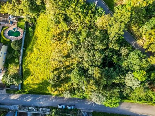 Terreno residencial para venda em Três Montanhas, 986m²