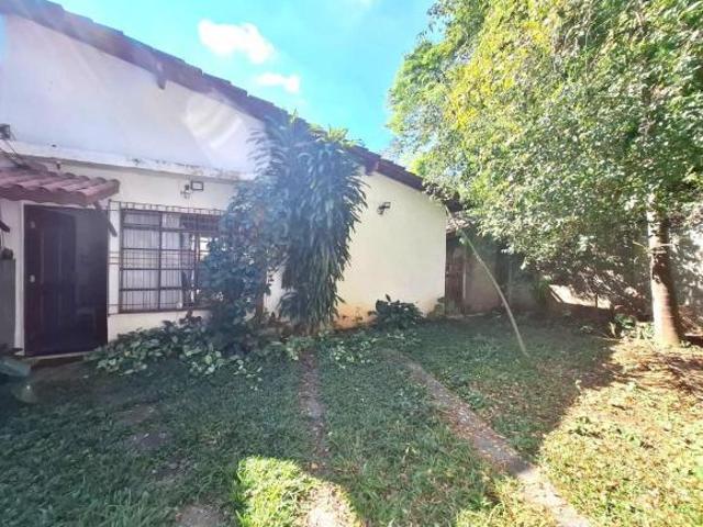 Terreno residencial para venda em Vila Galvão, 467m²
