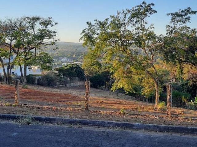 Terreno Residencial / Vale das Laranjeiras