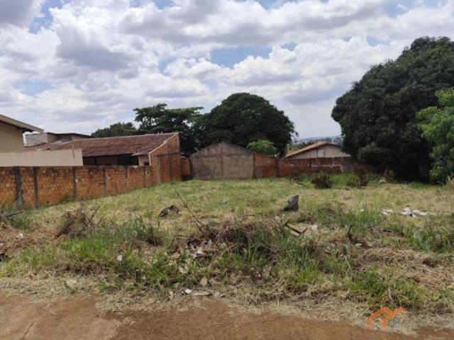 TERRENO RESIDENCIAL