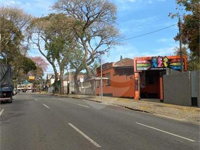 Terreno Residencial/Comercial Água Verde Área Total: 440 m²