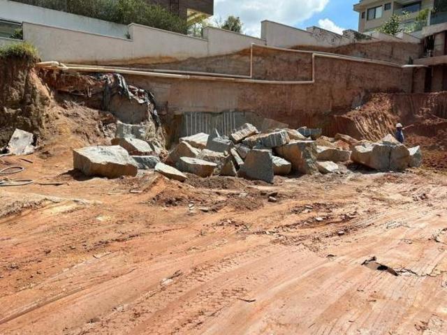 TERRENO TAMBORE 2