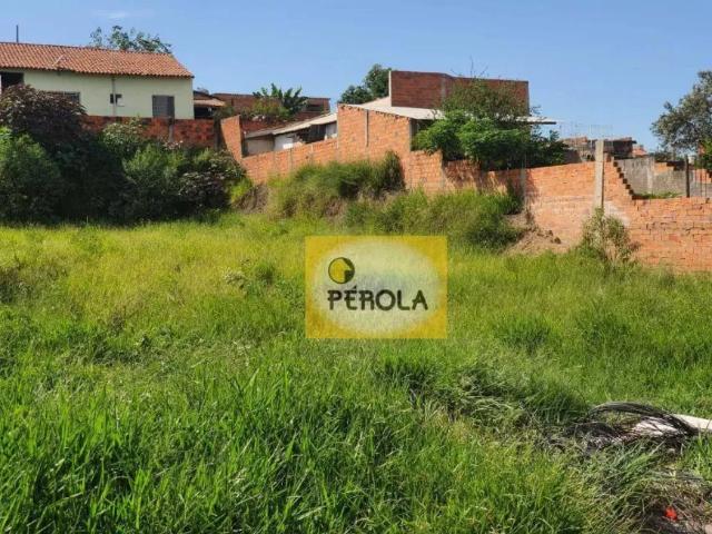 Terreno totalmente plano medindo 440 M²