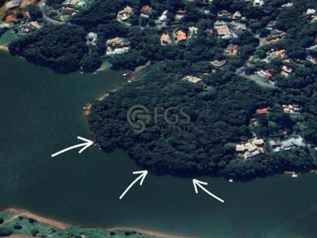 Terreno único à beira da represa com 9557m² no condomínio Veleiros de Ibiúna SP