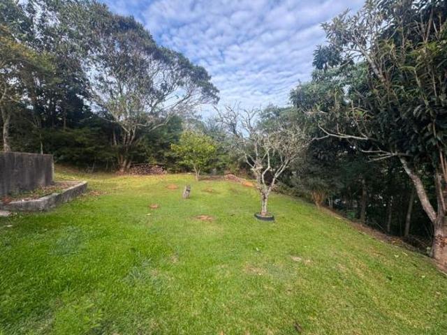 Terreno único à venda no Centro de Santo Antônio do Pinhal!