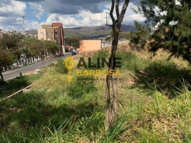 Terreno Urbano para Venda em Ibirité, Centro