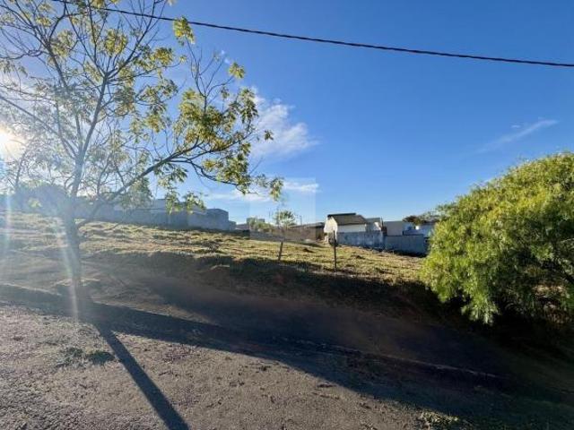 Terreno Urbano para Venda em Pinhalzinho, Império Casas