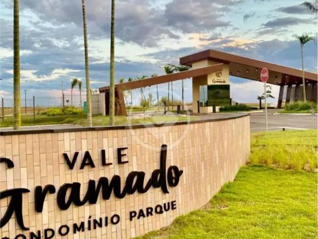 Terreno Vale Gramado, frente para o lago