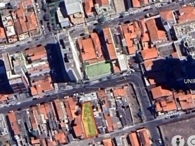 TERRENO VILA LEÃO