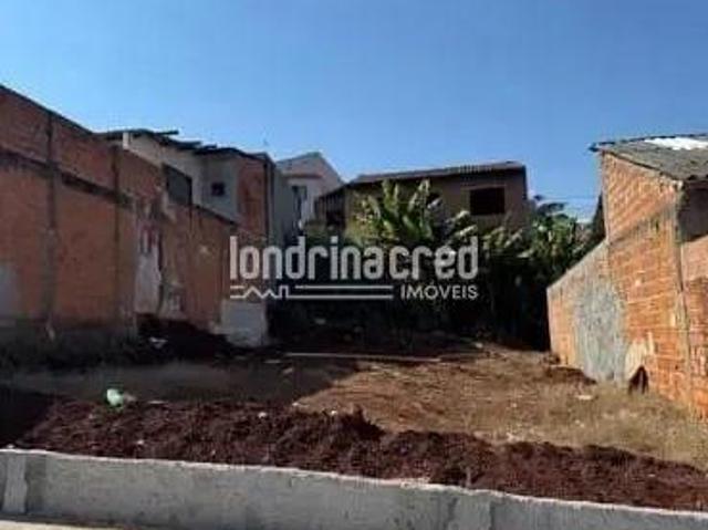 Terreno ZR3 no Jardim Planalto em Londrina, em Aclive, Via Coletora B, Ideal para Residência, Comérc