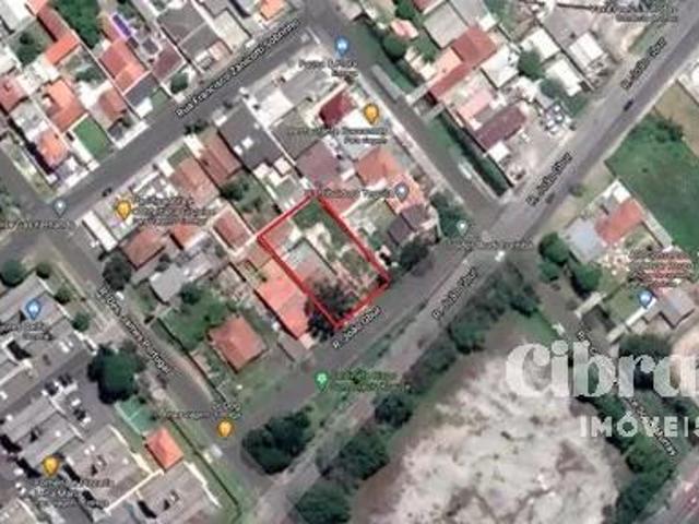 Terreno ZR 4 de 912,00m², no Santa Cândida