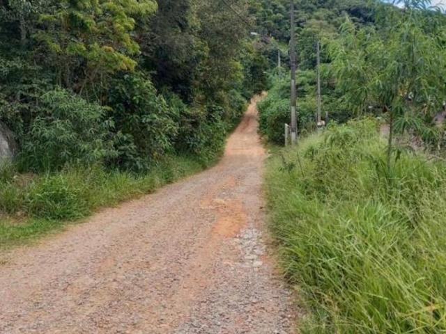 Terreno 1800 m², aclive leve, poucas árvores, Mairiporã, 20 min da Capital