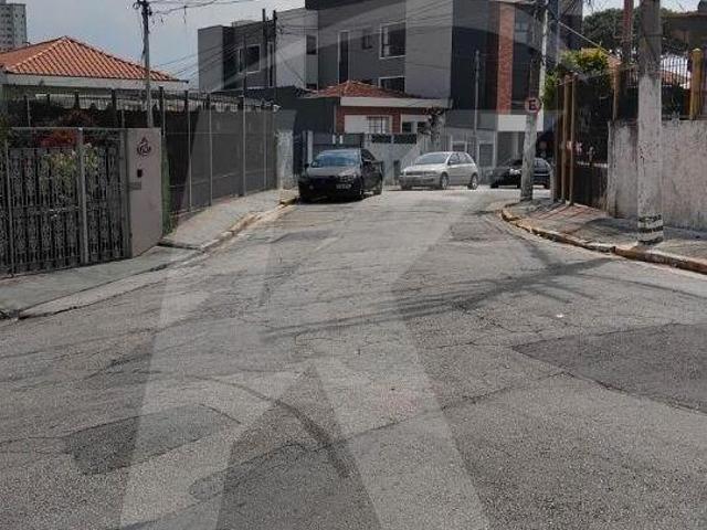 Terreno 184 m2 para Venda com 2 casas na Vila Gustavo