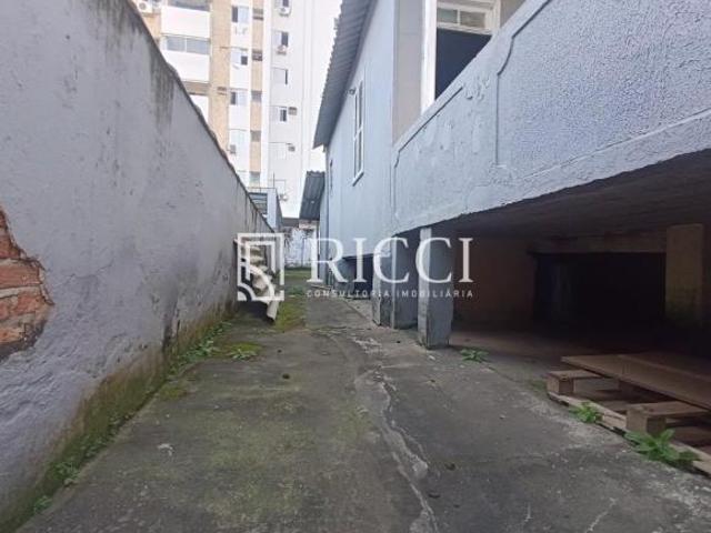 Terreno 189m² à venda na Ponta da Praia Santos