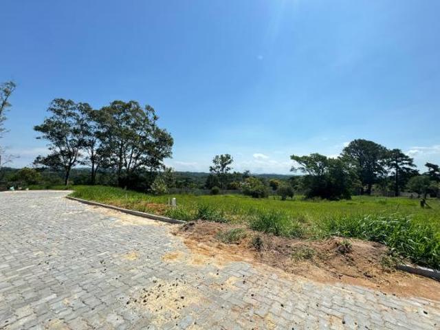 Terreno 1000m2