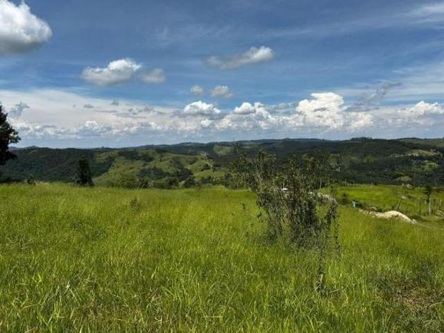Terreno 1000m² em São Roque – Últimas Oportunidades
