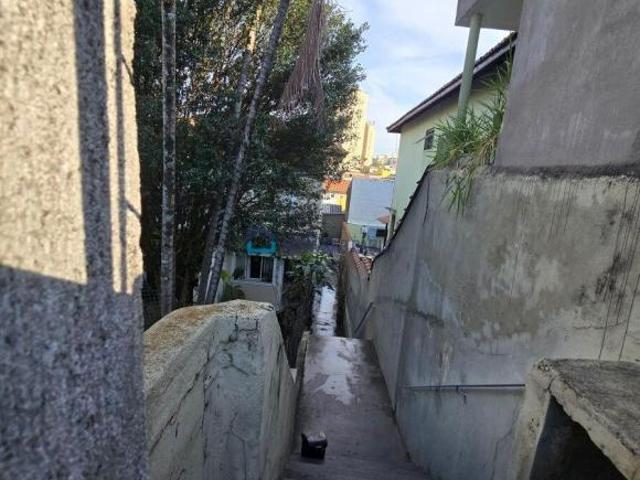 Terreno 10x34 com 3 casas, próximo ao Metrô Saúde