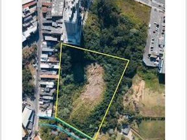 Terreno 11000 metros Potencial para Condomínio Residencial Carapicuíba Granja Viana SP