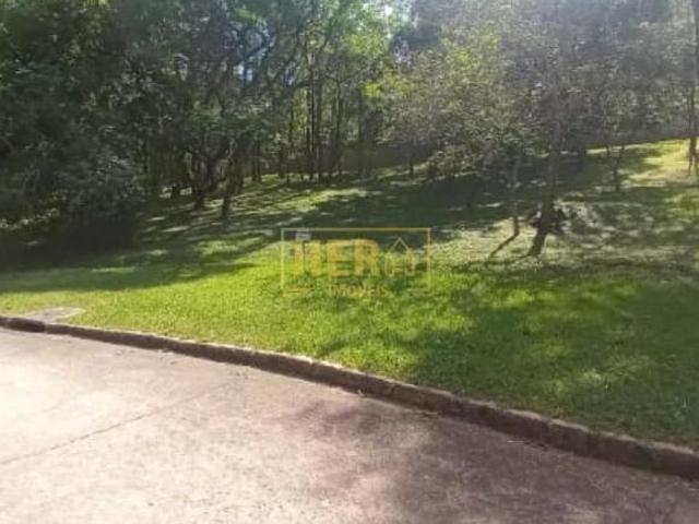Terreno 1129m² em Condomínio Paradise