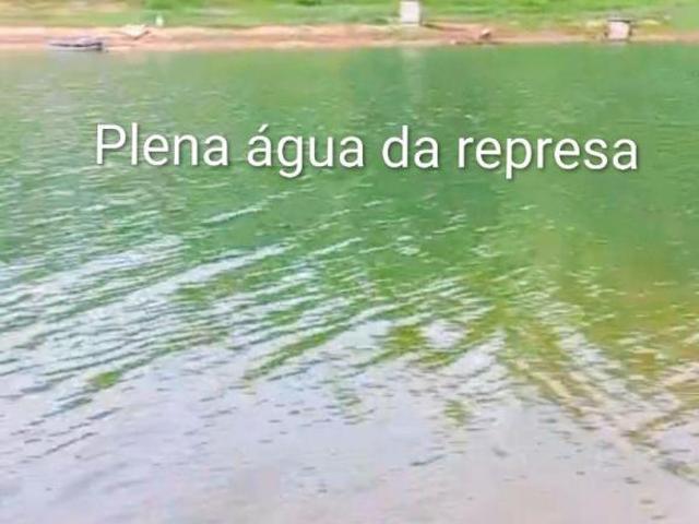 Terreno 1180m², Condom. com Rampa, topografia declive leve, tem vista para Represa, fácil acesso.