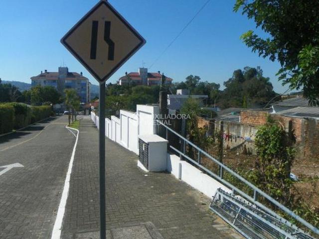 Terreno 11m² por 31m² à venda no bairro Cavalhada
