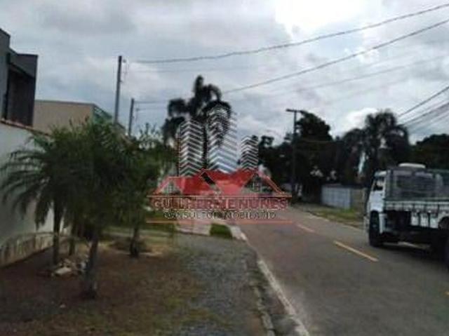 Terreno 12x49m Araucária: Investimento em Casas Populares