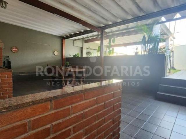 Terreno 131 metros a Venda em Jardim Colonial