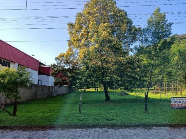 Terreno 13,50X38,50 a venda no loteamento Residencial Jardim Vêneto Caxias do Sul