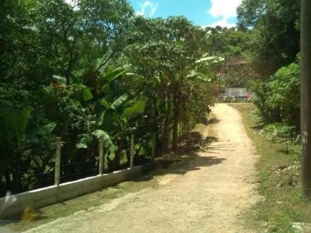 Terreno 1.200m²,pronto p/ chac. muito verde aclive suave rua sem saída/Tranquilo
