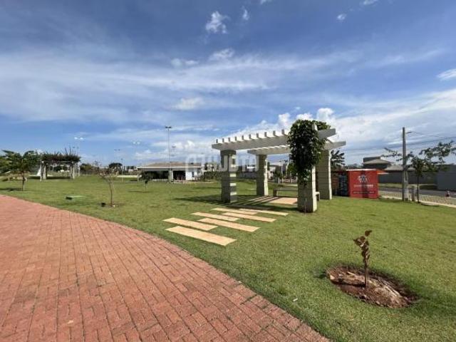 Terreno 253m2 no Condomínio SetLife I, Mirassol