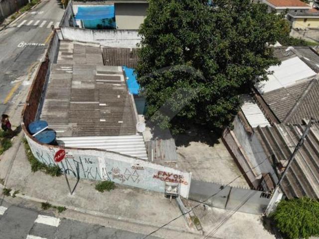Terreno 250m² com 2 casas no Jardim Peri