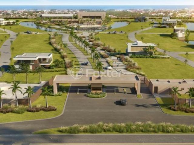 Terreno, 257 m², em Centro