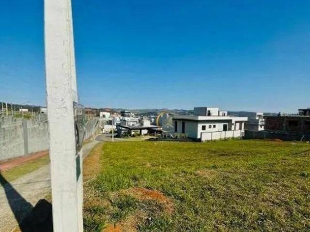 Terreno 265 m² a venda em condomínio bairro Floresta em São José dos Campos!