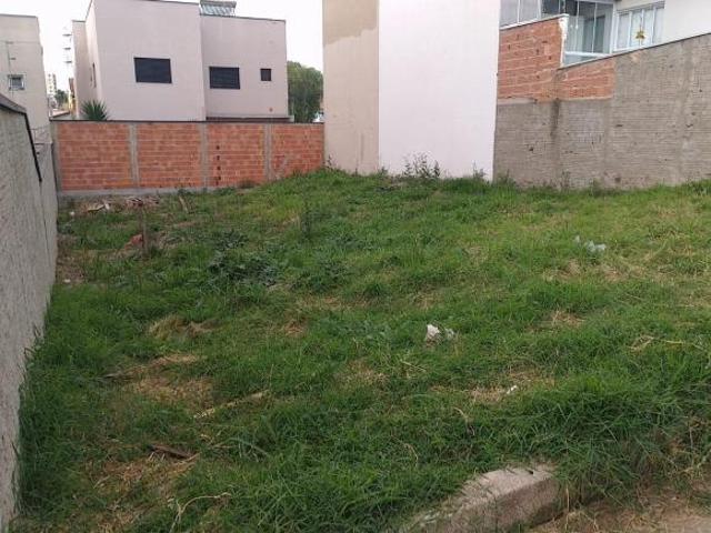 Terreno 275m² Campo das Antas