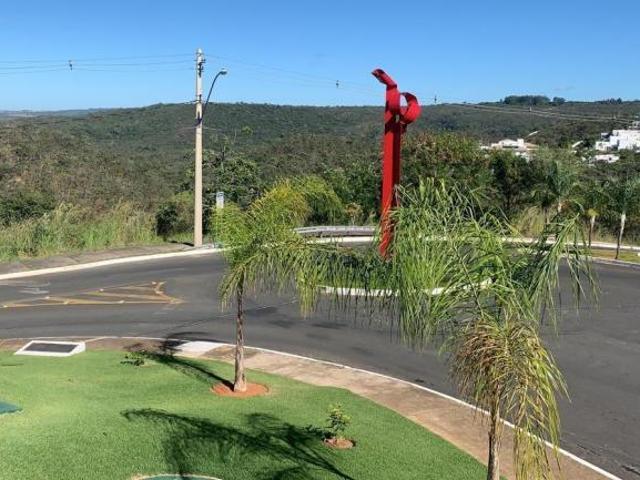 Terreno 2094 m2 no Santa Mônica Jardim Botânico