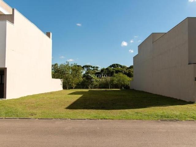 Terreno 210,31 m² em condomínio de alto padrão