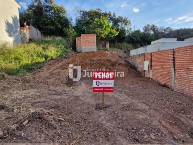Terreno 220 m² com terraplenagem parcial – Excelente para sobrado | TerrAzul | R$ 130 mil