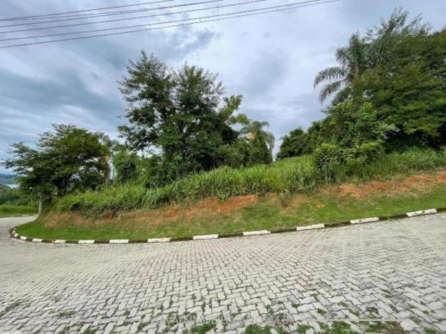 TERRENO 2.051m² VISTA DEFINITIVA PARA A REPRESA E MONTANHAS CONDOMÍNIO RECANTO DOS PÁSSAROS JA
